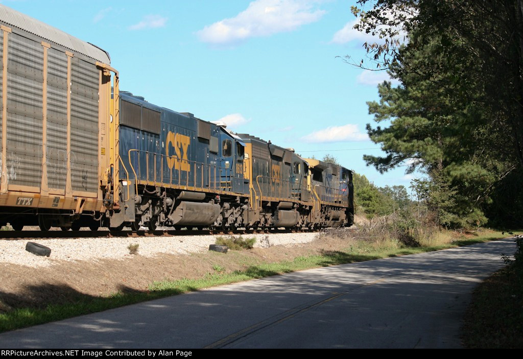 CSX 7713, 8872, and 8613 lead NB autoracks